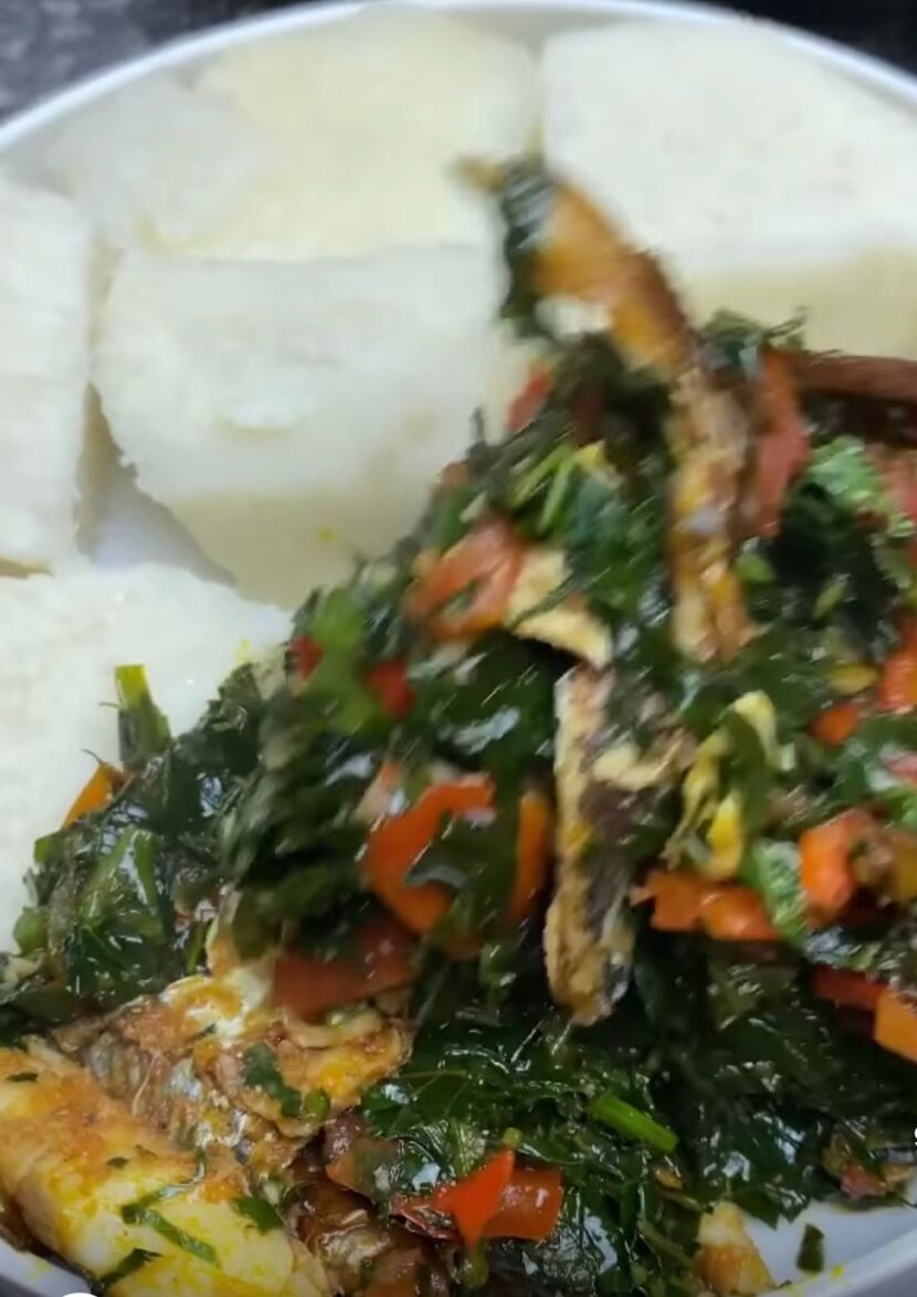 Boiled Yam & Spinach - PointOne African Cuisine